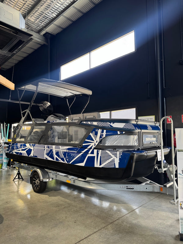 Sea-Doo Switch (Boat)